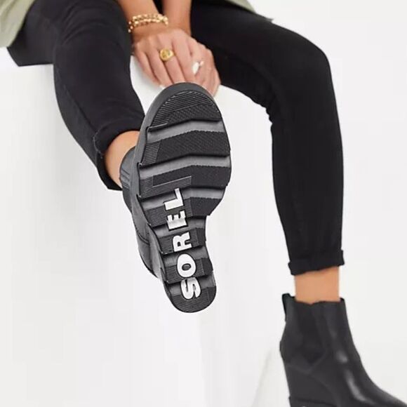 Sorel | Shoes | Soreljoan Uptown Nwot Black Leather Wedge Ankle Chelsea Booties Sz 2 | Poshmark